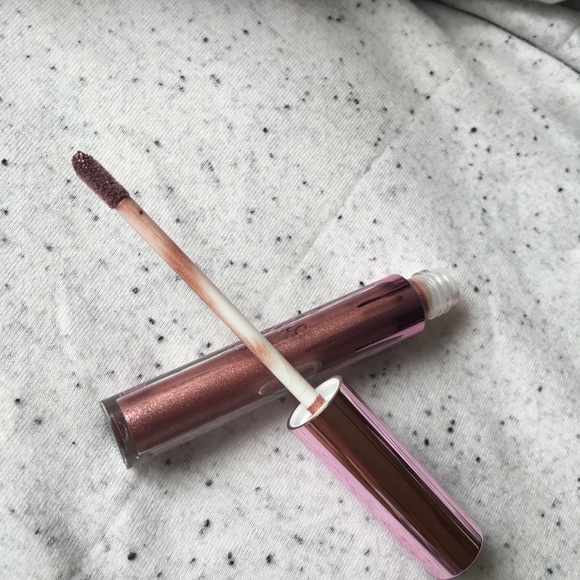 JLB Cosmetics | Makeup | 325 Happy Lips Metallic Liquid Lipgloss | Poshmark